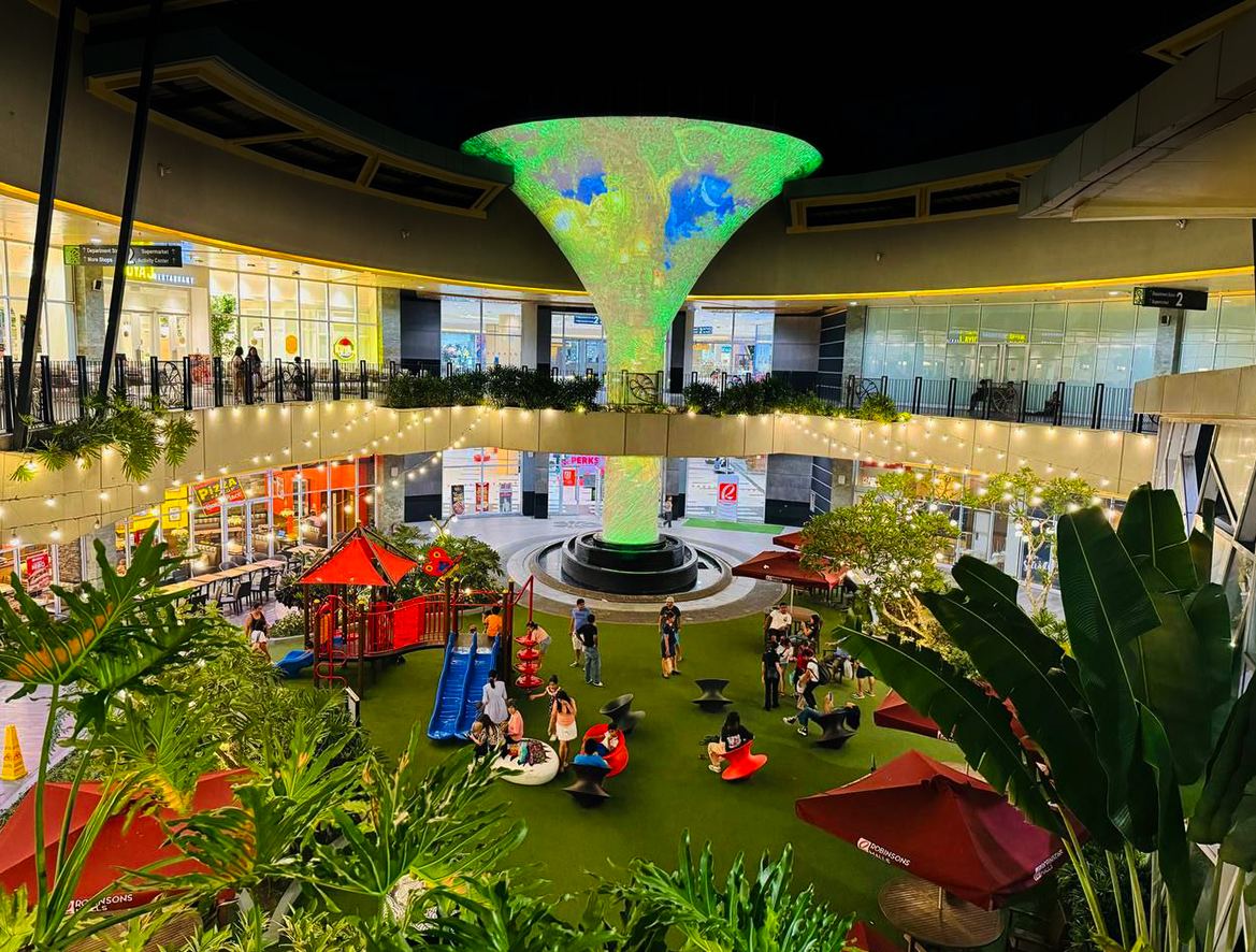 Iconic ‘Tree of Life’ installation reopens at mall in Naga City ...