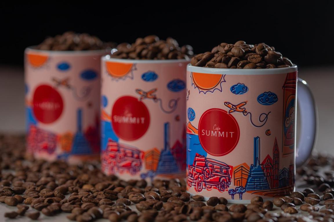 R COFFEE: A NEW BLEND FOR A GREAT COFFEE EXPERIENCE | Robinsons Land ...